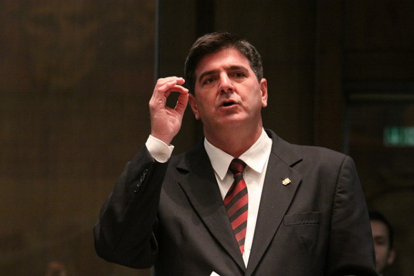 Leonardo Viteri denuncia presión para que burocracia haga campaña por ...