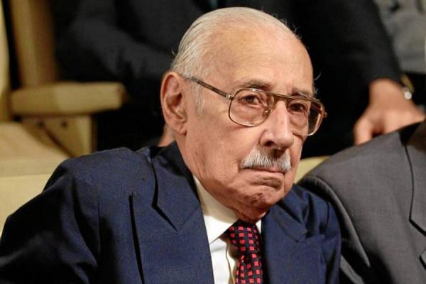 Videla fue enterrado en un cementerio privado de las afueras de Buenos ...