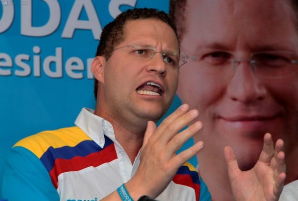 QUITO 23 DE ENERO DEL 2013. Mauricio Rodas candidato presidencial por ...