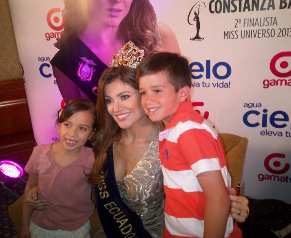 Constanza Báez recorre las calles de Guayaquil | La República EC