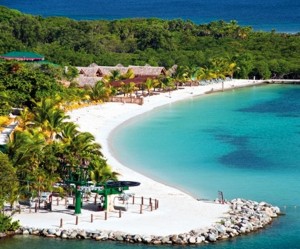 Michael Douglas y Catherine Zeta-Jones de turismo en Honduras | La ...