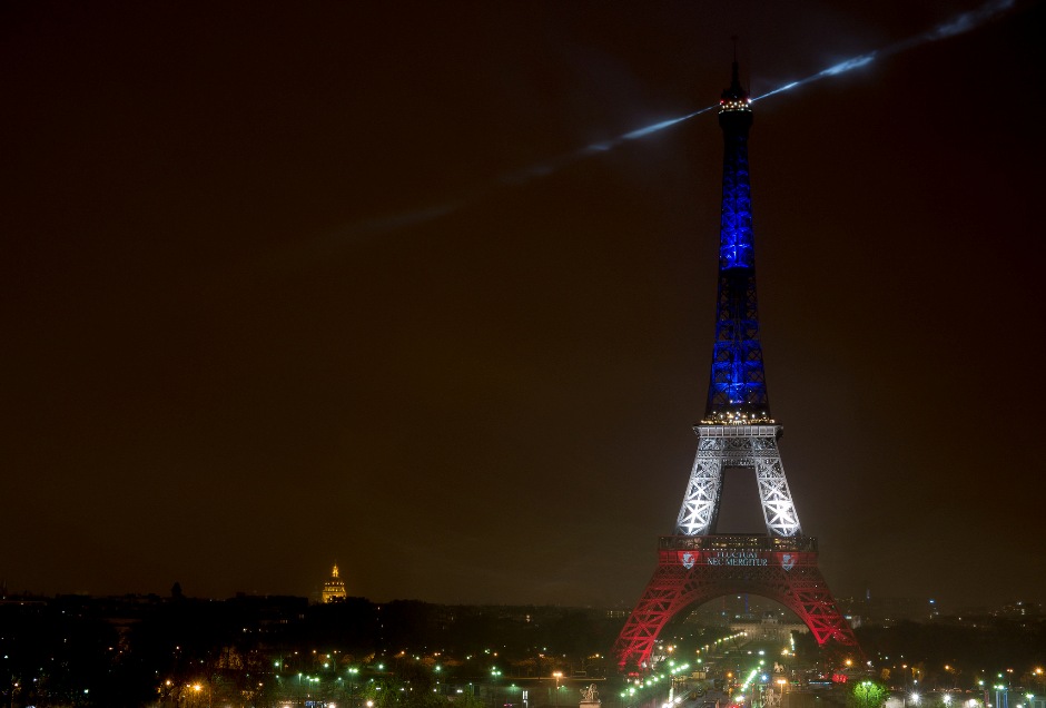 París ilumina al mundo | La República EC