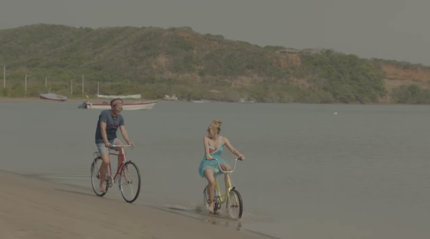 Carlos Vives y Shakira estrenan vídeo de "La Bicicleta" | La República EC