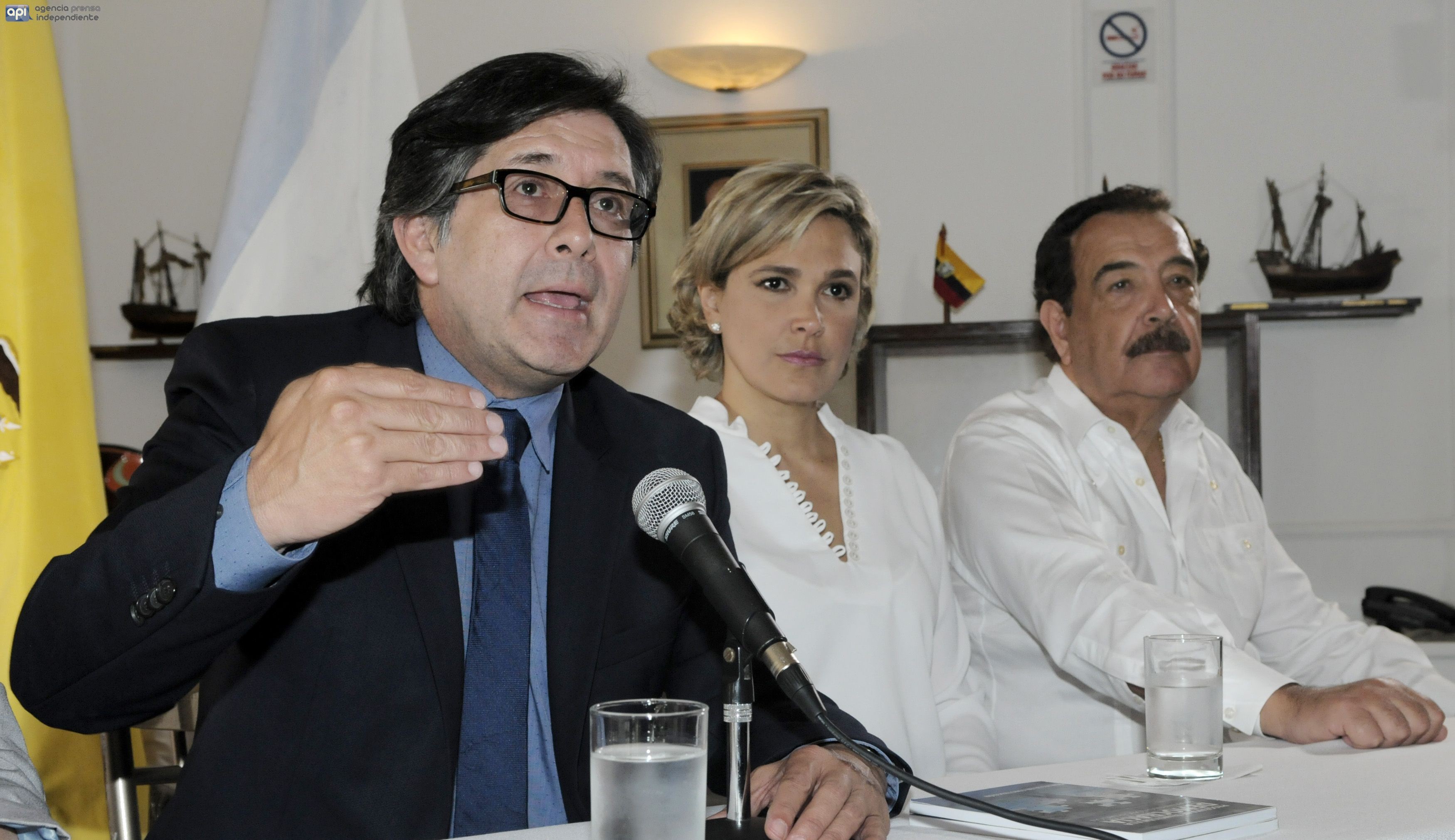 César Montúfar se incorpora a La Unidad | La República EC