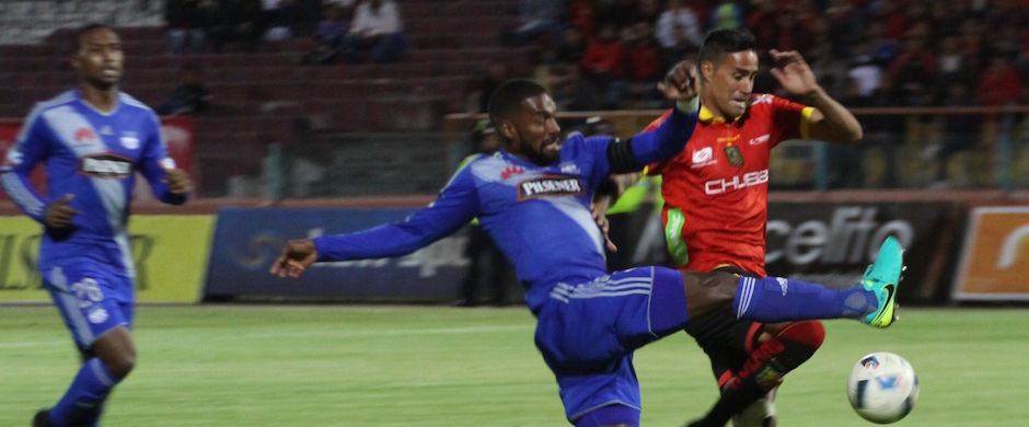 Deportivo Cuenca logra agónico empate ante Emelec | La República EC Deportivo Cuenca logra agónico empate ante Emelec | La República EC