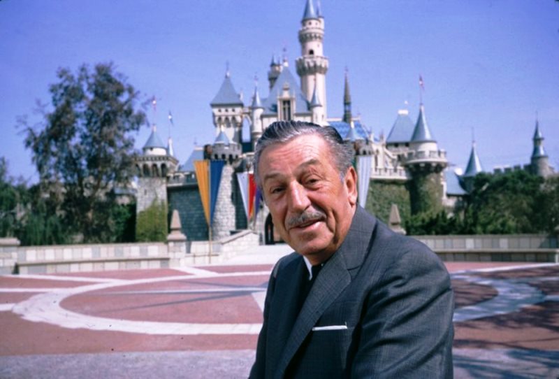 Walt Disney, el creador de un espectáculo único y mágico que perdura ...