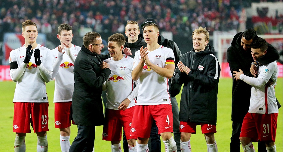 El Leipzig derrota al Schalke y sigue de líder en Alemania. | La ...