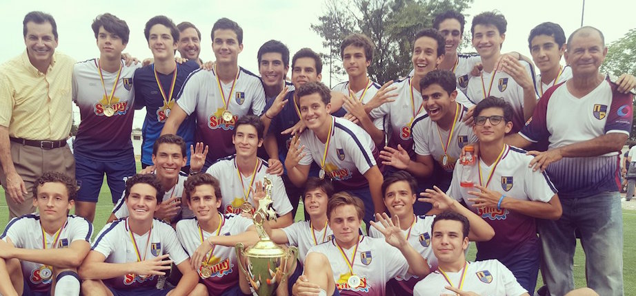 El Colegio Torremar gana el Intercolegial de Fútbol 2017 | La República EC