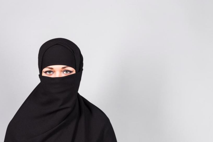 Dinamarca Prohíbe El Uso Del Burka En Espacios Públicos La República Ec