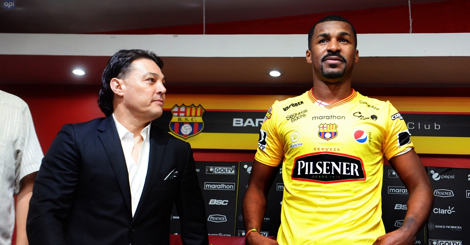 Erazo regresa a Barcelona, «al club que quise desde niño» | La República EC