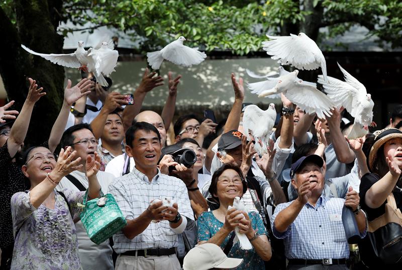Japón reafirma su pacifismo en 73 aniversario del fin de la II Guerra ... Japón reafirma su pacifismo en 73 aniversario del fin de la II Guerra ...