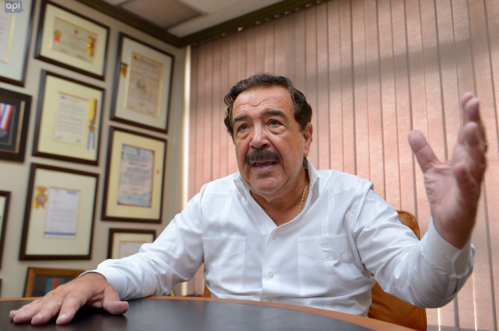 Nebot anuncia que ha comprado cinco mil tratamientos para coronavirus ...