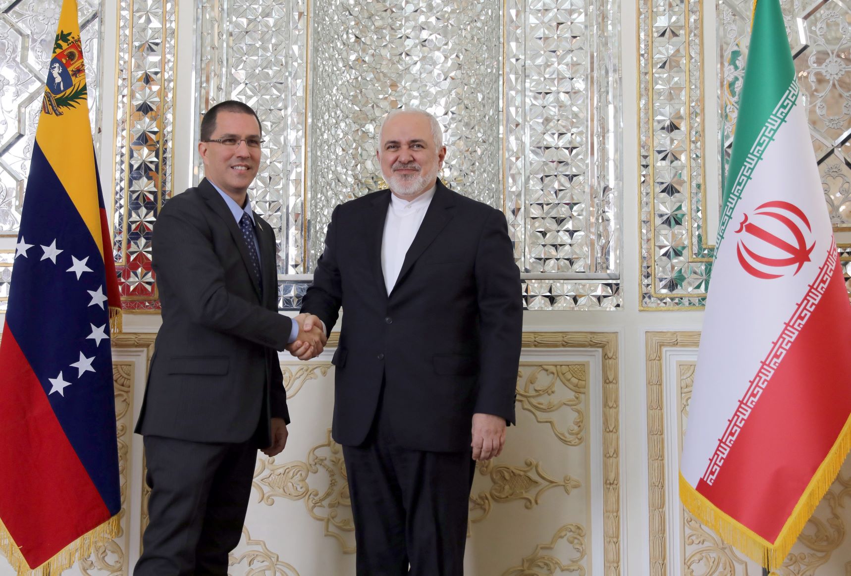 Venezuela e Irán anuncian estrecha cooperación | La República EC