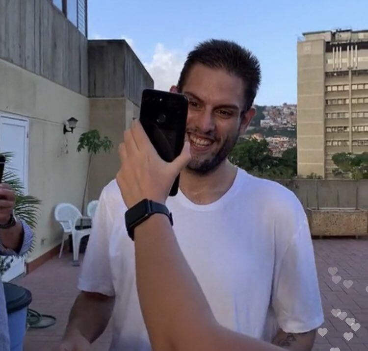 Otorgan casa por cárcel al opositor venezolano Requesens tras 752 días ...