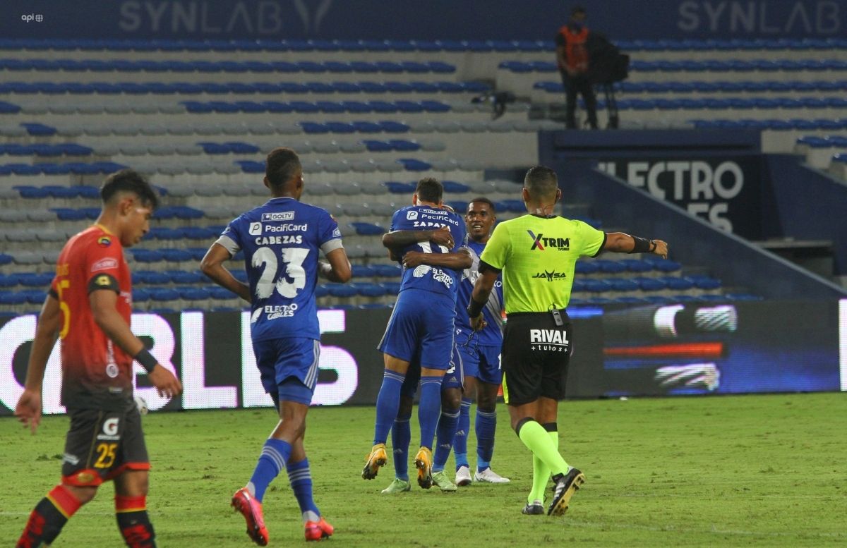 Emelec gana y golea a Deportivo Cuenca | La República EC