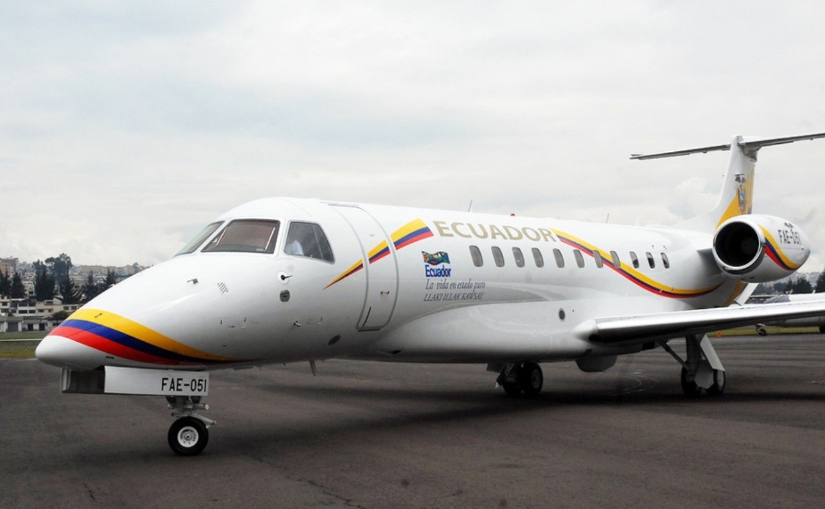 Lasso dispone venta de uno de los dos aviones presidenciales