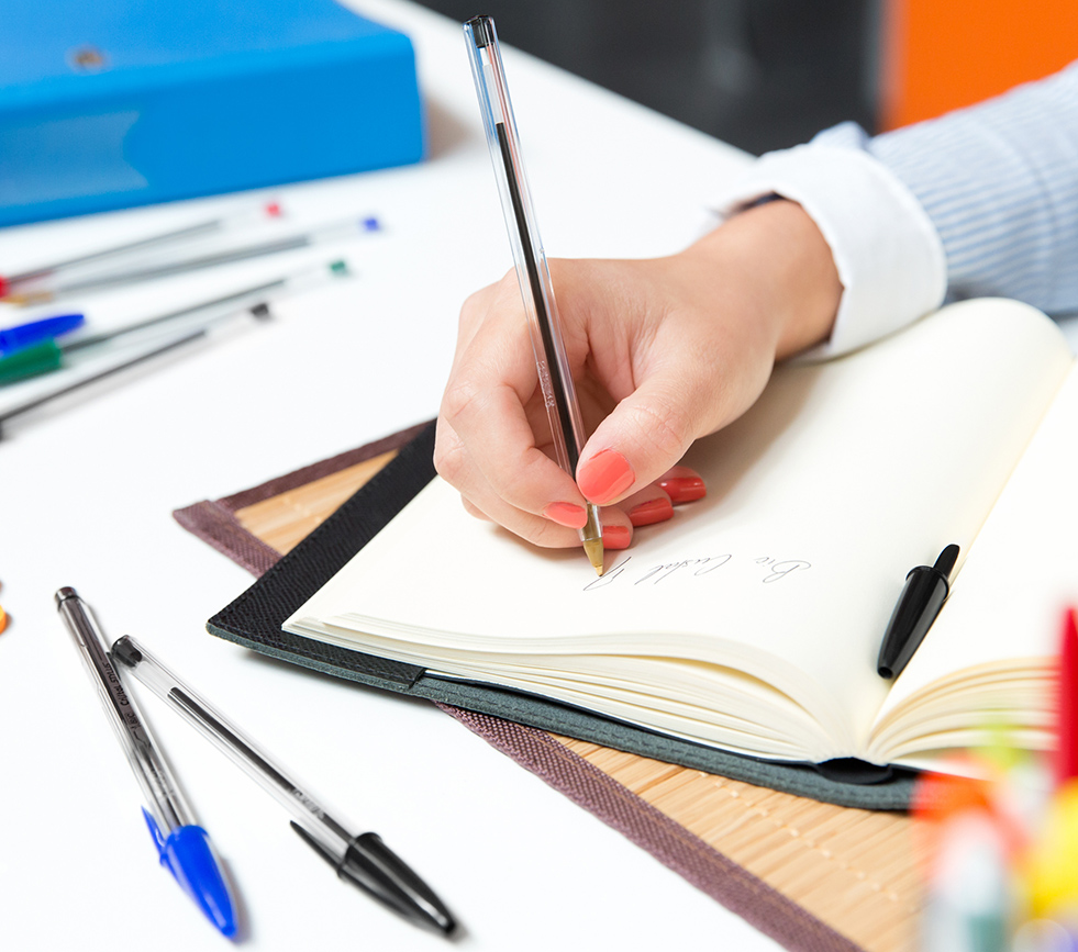 La Escritura a Mano, el Trazo de la Creatividad | La República EC