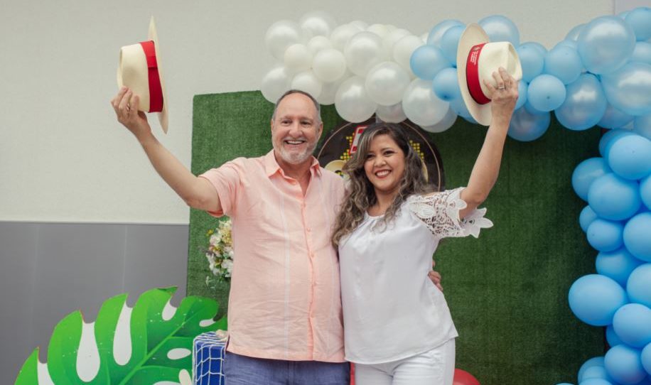 Una celebración para quitarse el sombrero: Tía inaugura su local 250 a ...