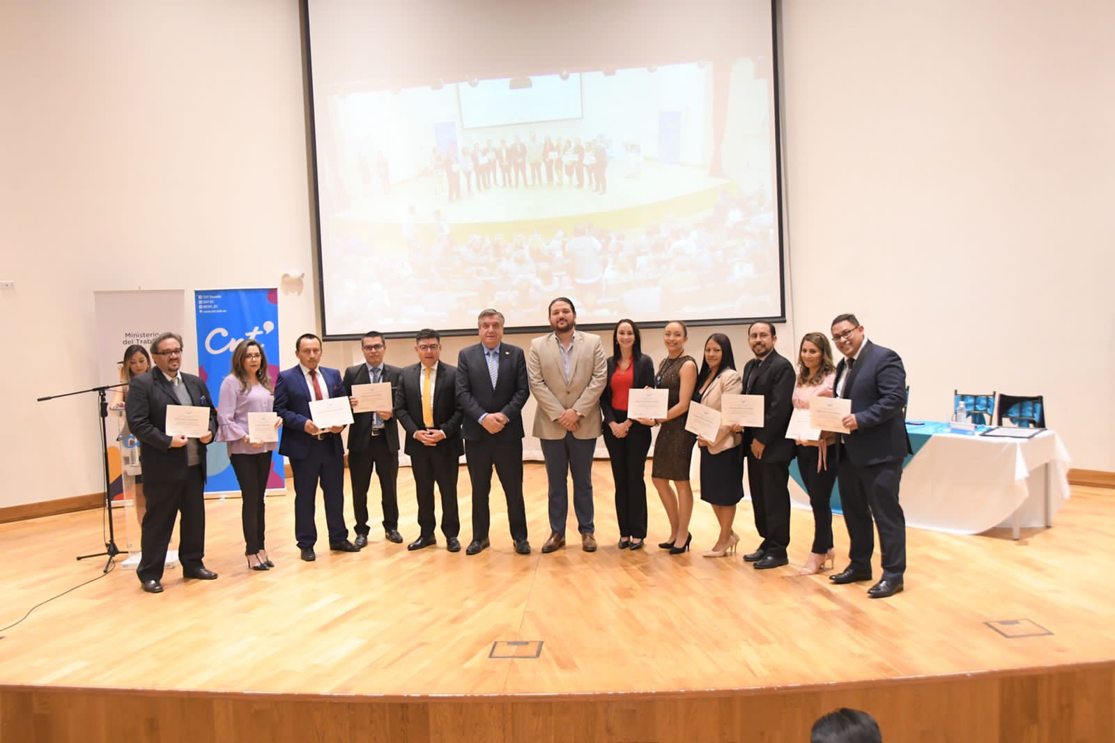 CNT EP, primer operador de capacitación calificado del país con aval ...