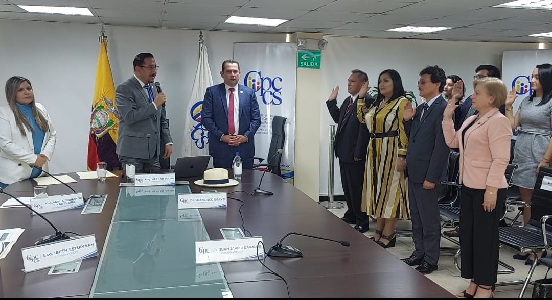Inicia proceso para escoger nuevo Contralor
