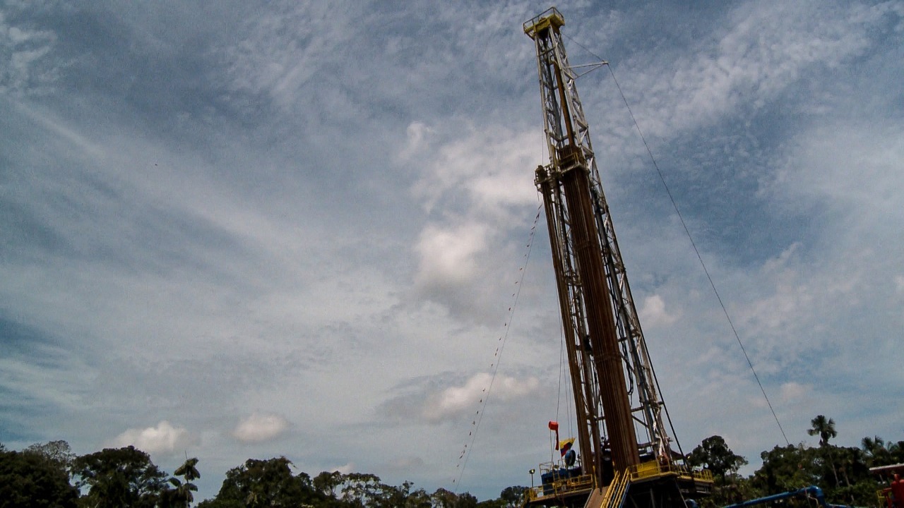 Ecuador espera captar US$2.100 millones para seis bloques petroleros ...