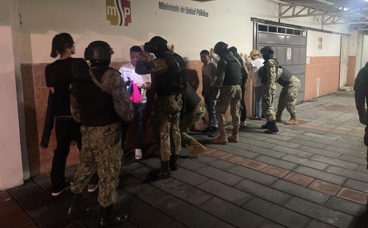 FFAA realizan operativos de control y resguardo de seguridad