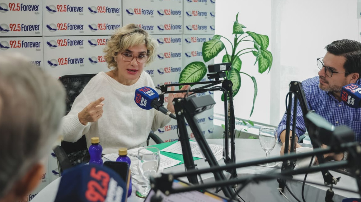 Cynthia Viteri agradece a Nebot y se aleja del PSC