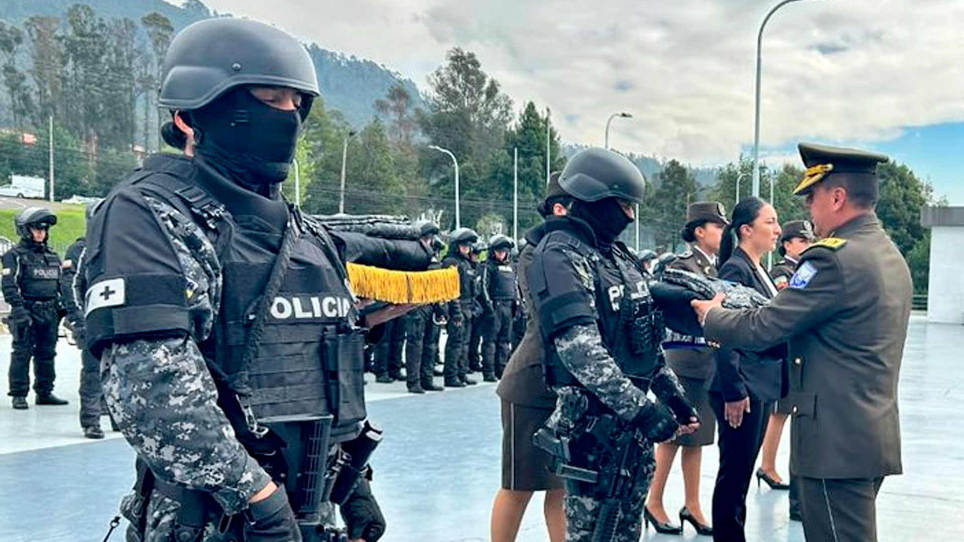 La policía se equipa contra la delincuencia