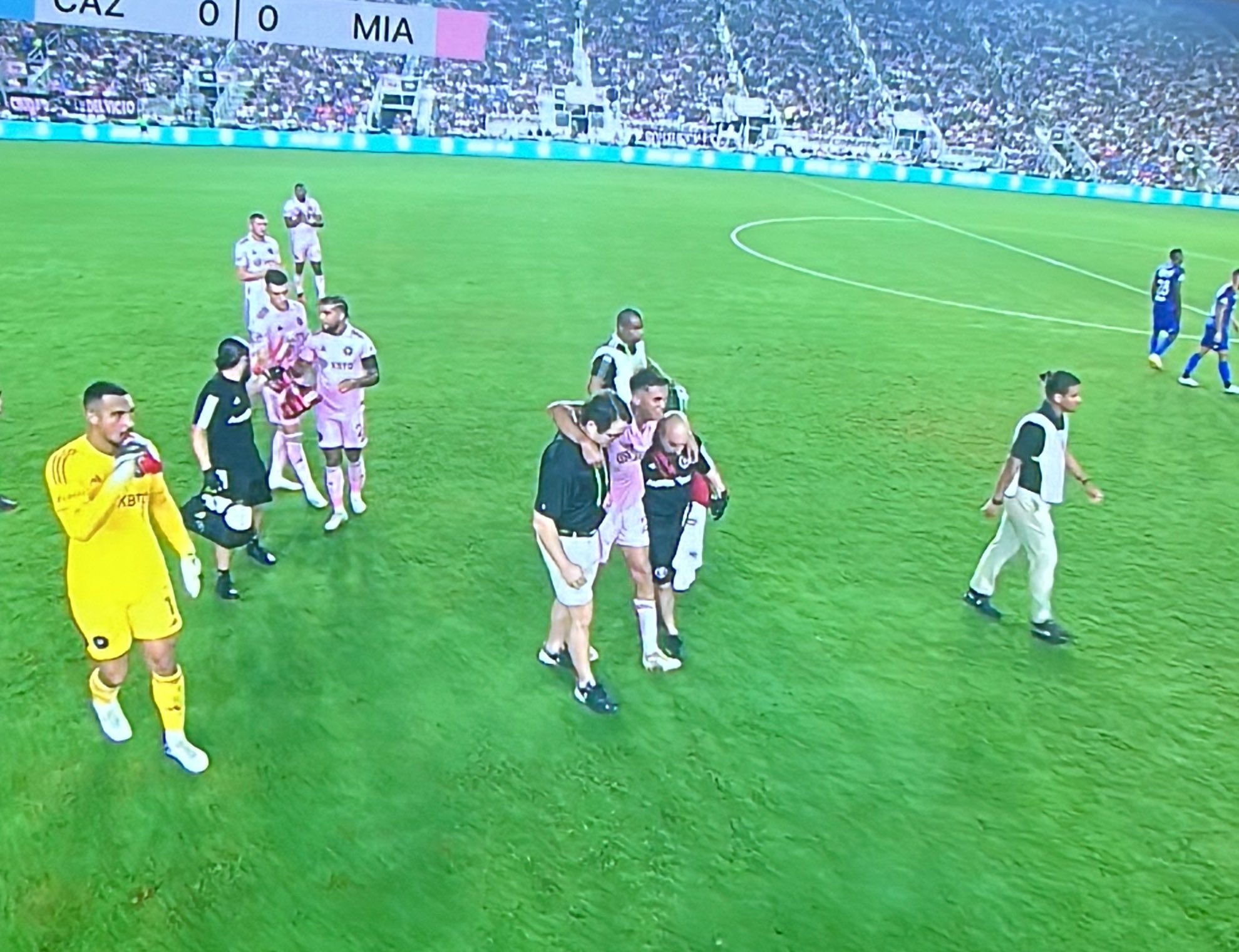 Messi firma una obra de arte para dar la victoria al Inter