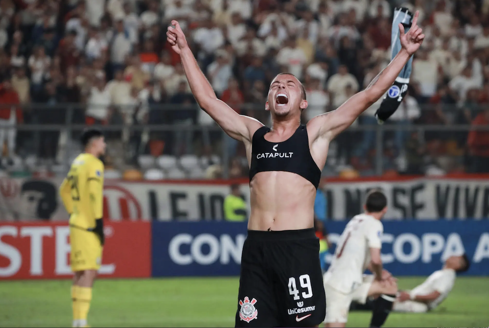 1-2. Corinthians gana y va a octavos con Newell's Old Boys
