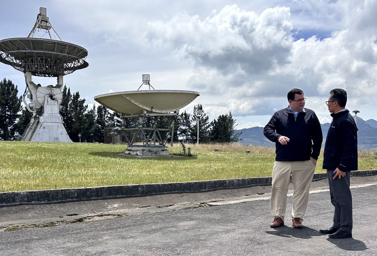Ecuador tiene las condiciones para convertirse en un centro espacial ...