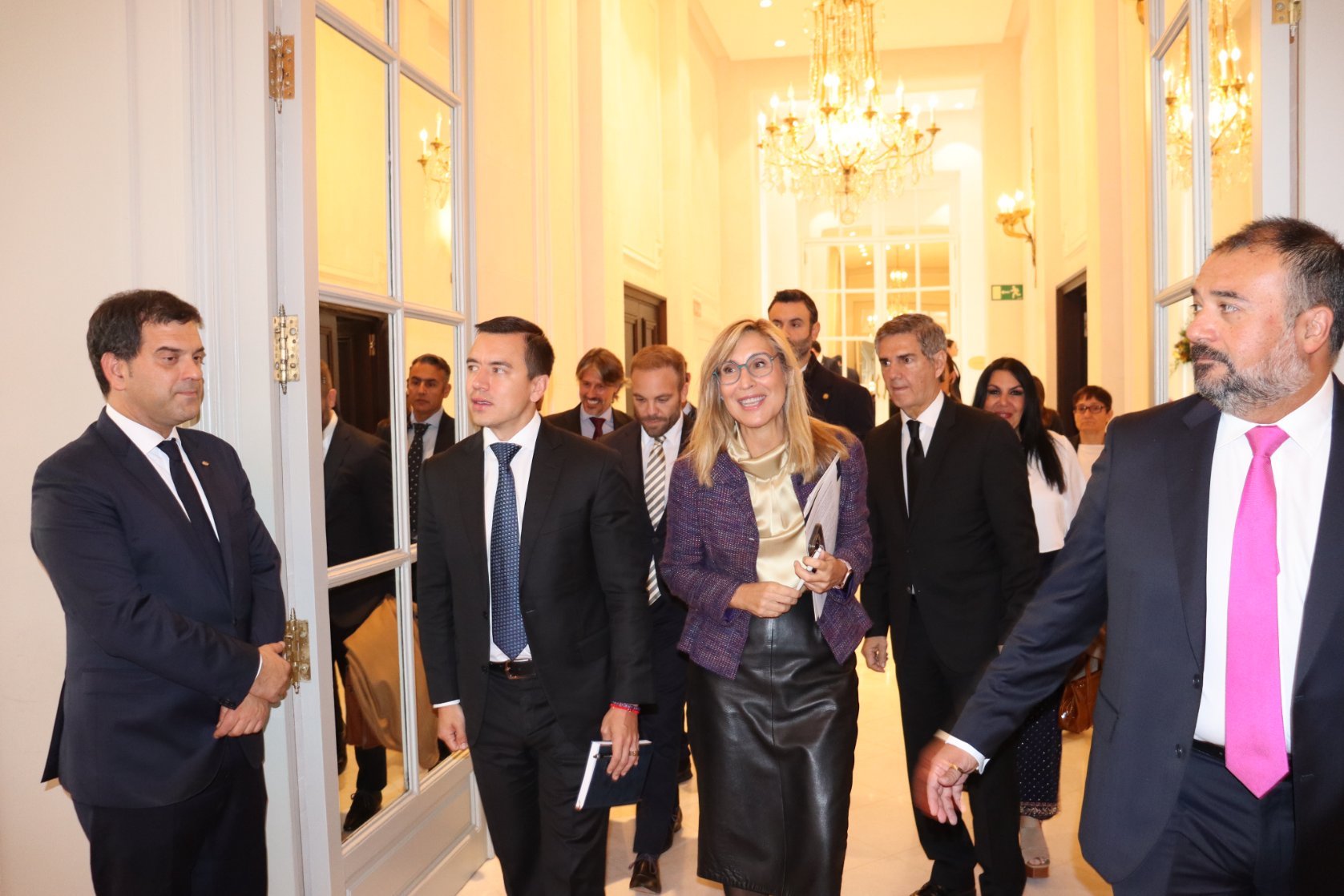 Noboa, en España, se enfocará en la violencia y el desempleo