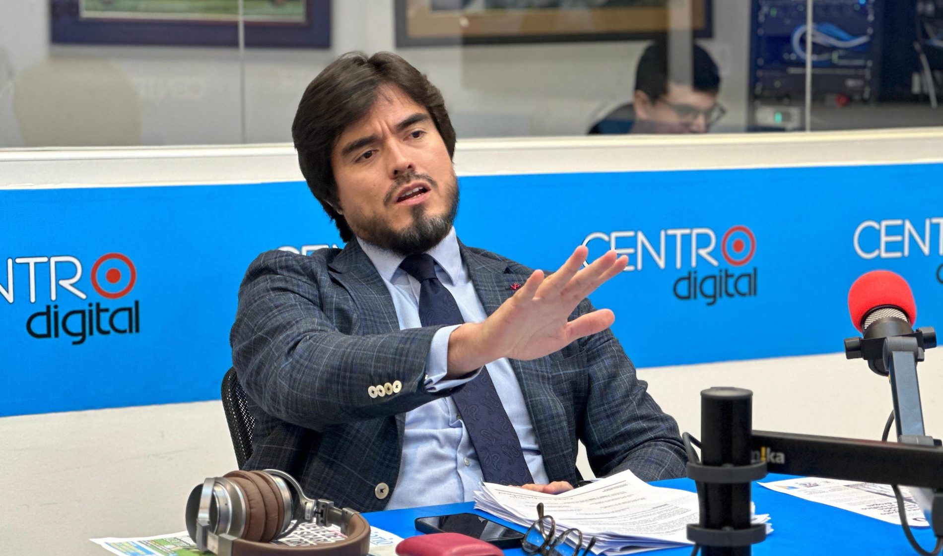 Noboa nombra a José de la Gasca nuevo ministro de Gobierno