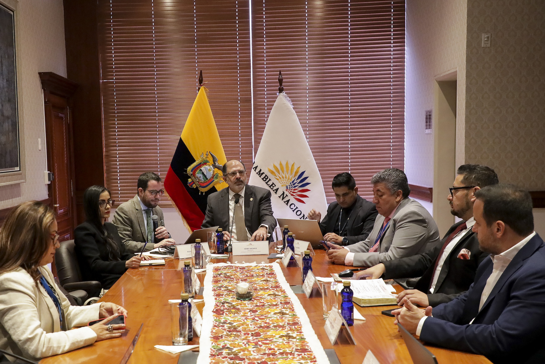 Con los votos del Gobierno y del PSC, el CAL aprueba el juicio político contra la fiscal Diana ...