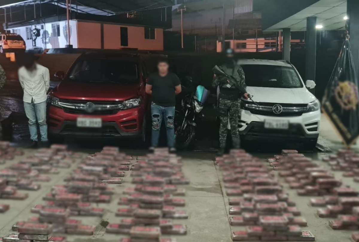 La Policía Nacional Decomisó Más De Media Tonelada De Droga