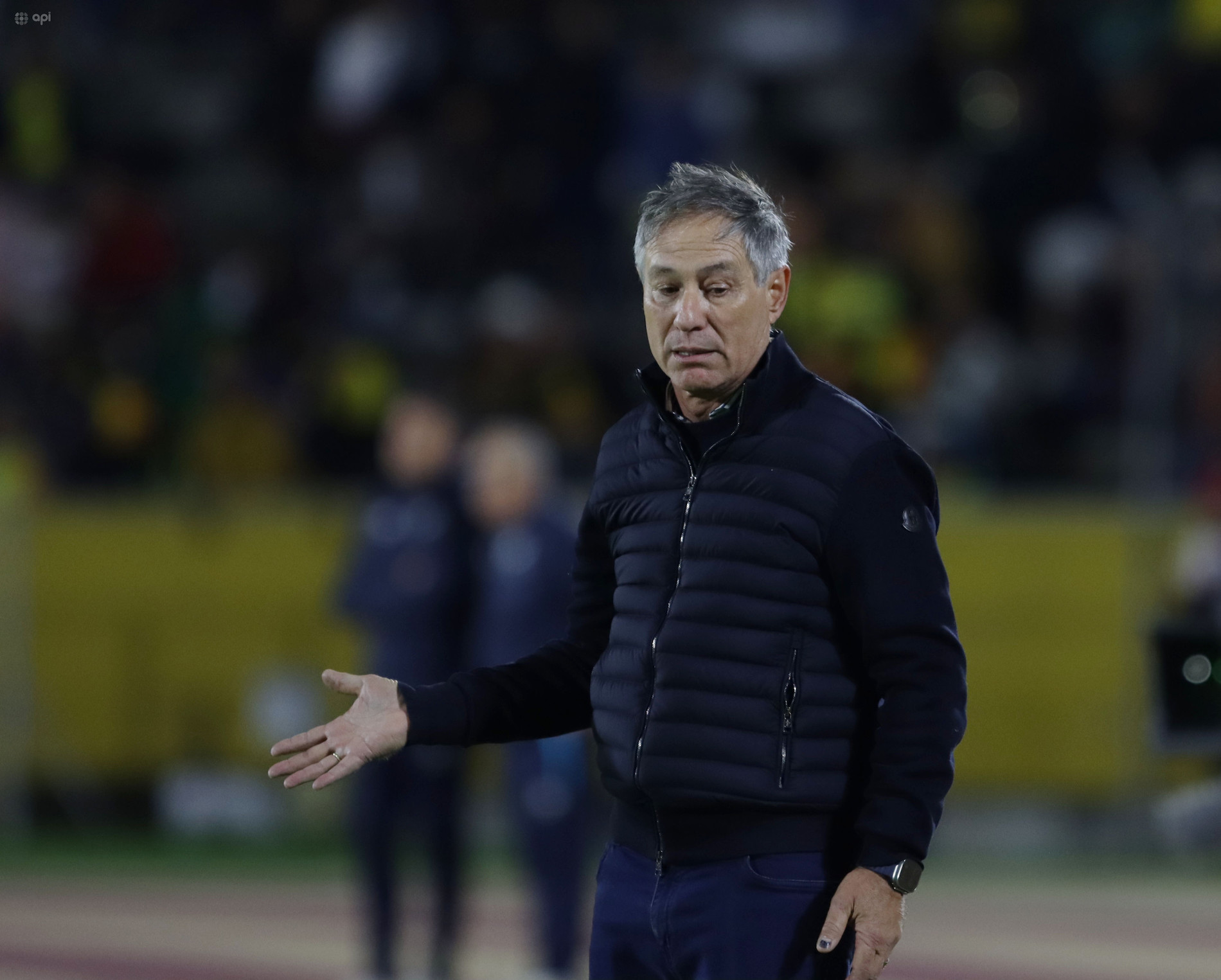 Holan, fuera | La República EC