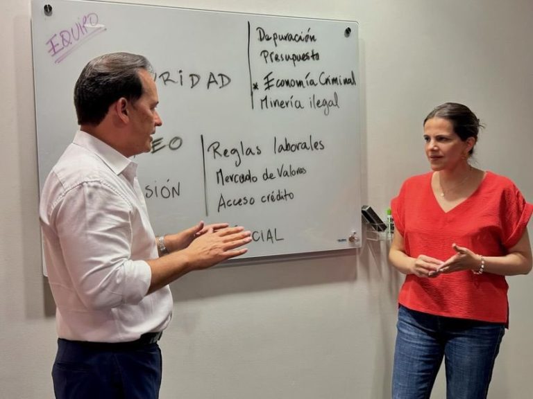 Cucalón, candidato presidencial de alianza con Construye