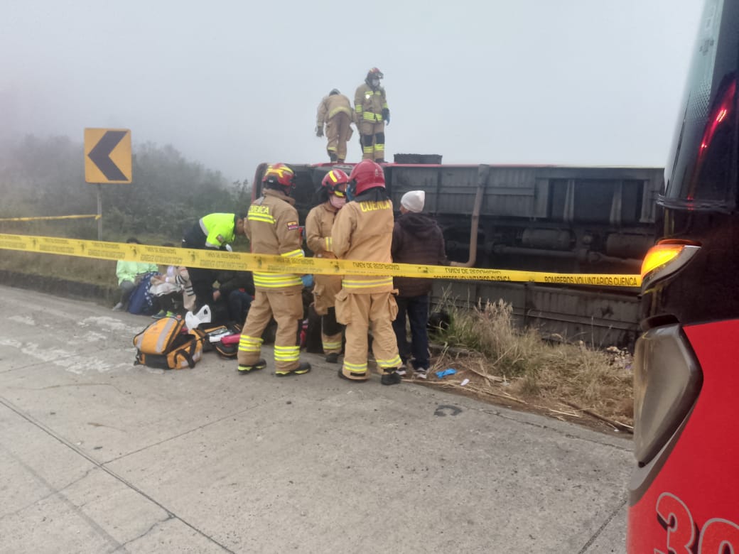Siete heridos por siniestro de tránsito en Cuenca | La República EC