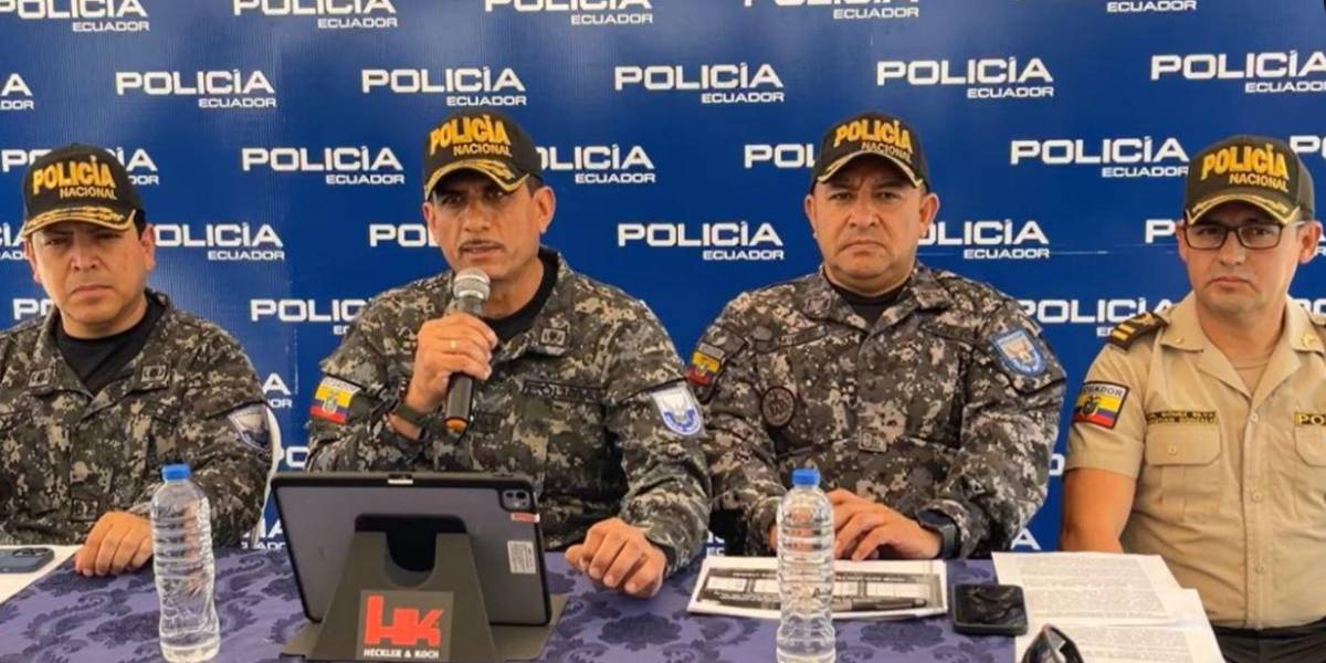 Arrestan a 10 presuntos miembros de “Los Pepes” en Manabí | La República EC
