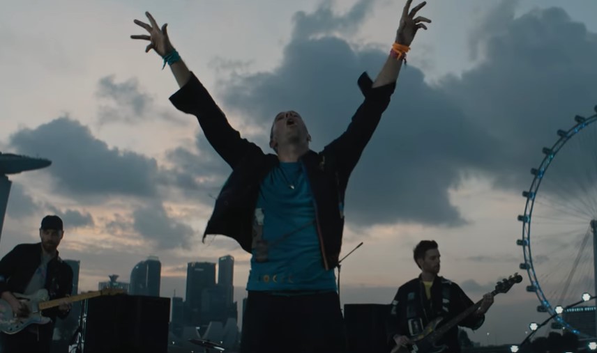 Coldplay lanza videoclip de 'Man in the Moon'