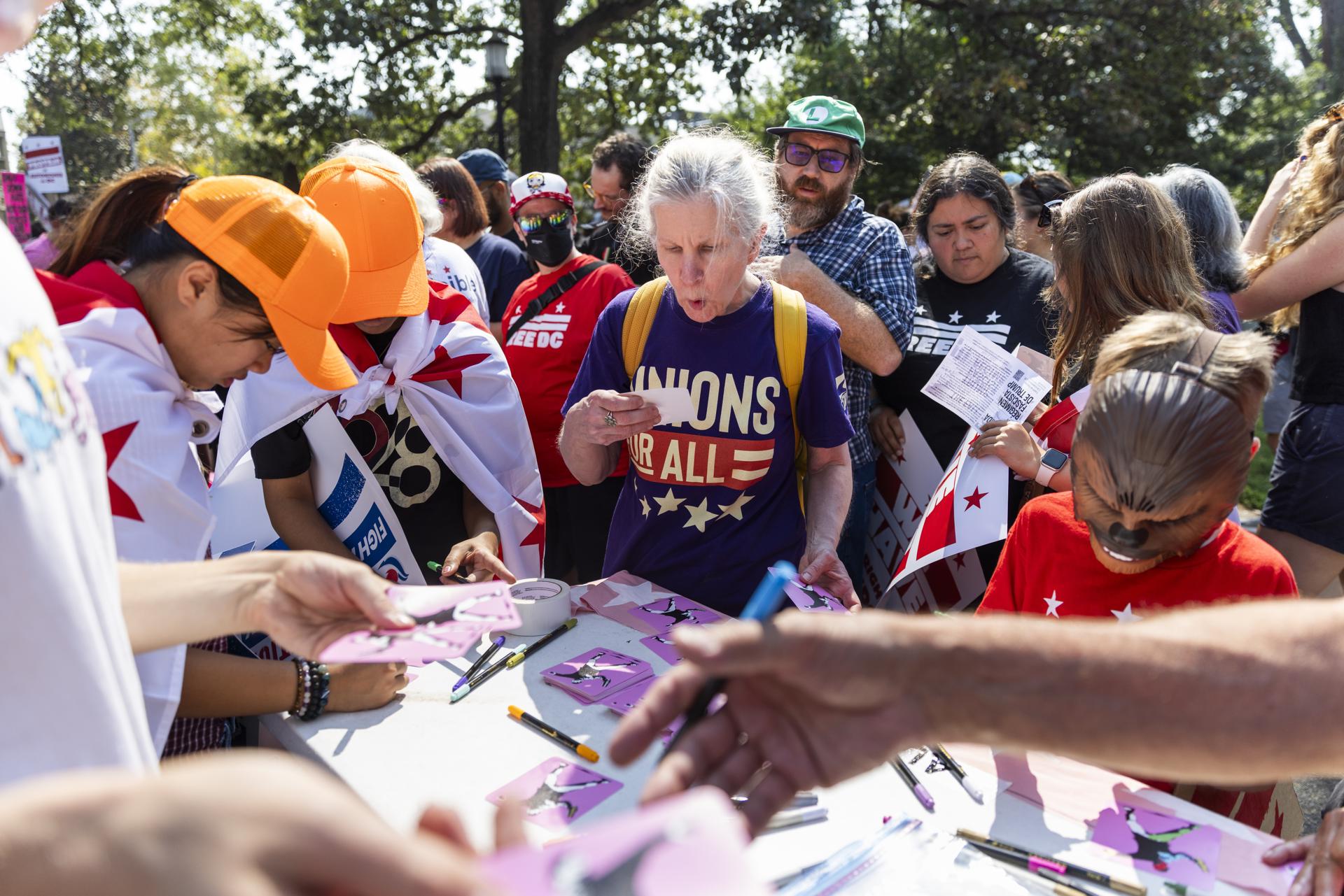 Protesters march against Trump’s deployment of federal law enforcement ...
