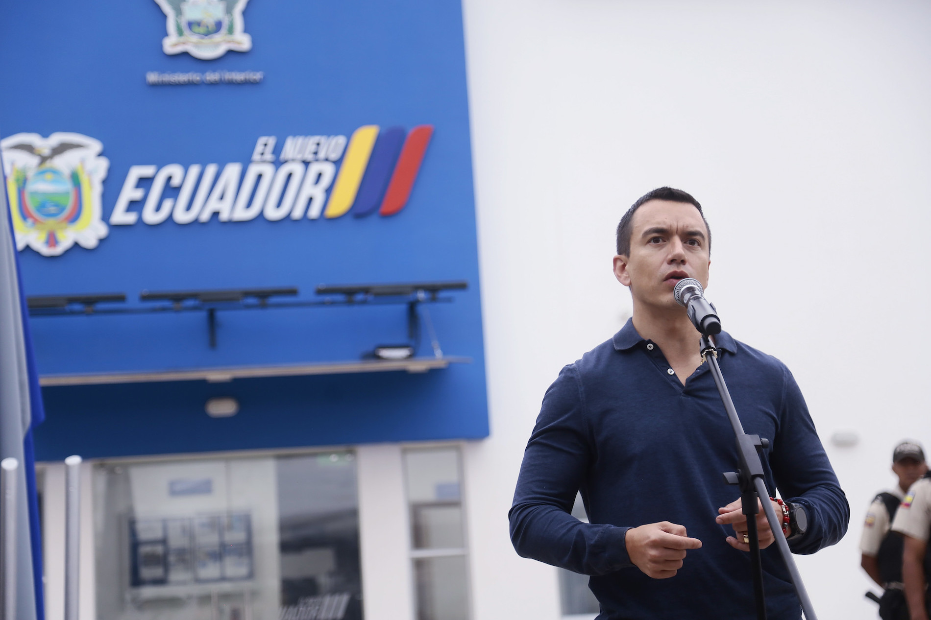 Noboa deroga decreto suspendido y decreta otro igual