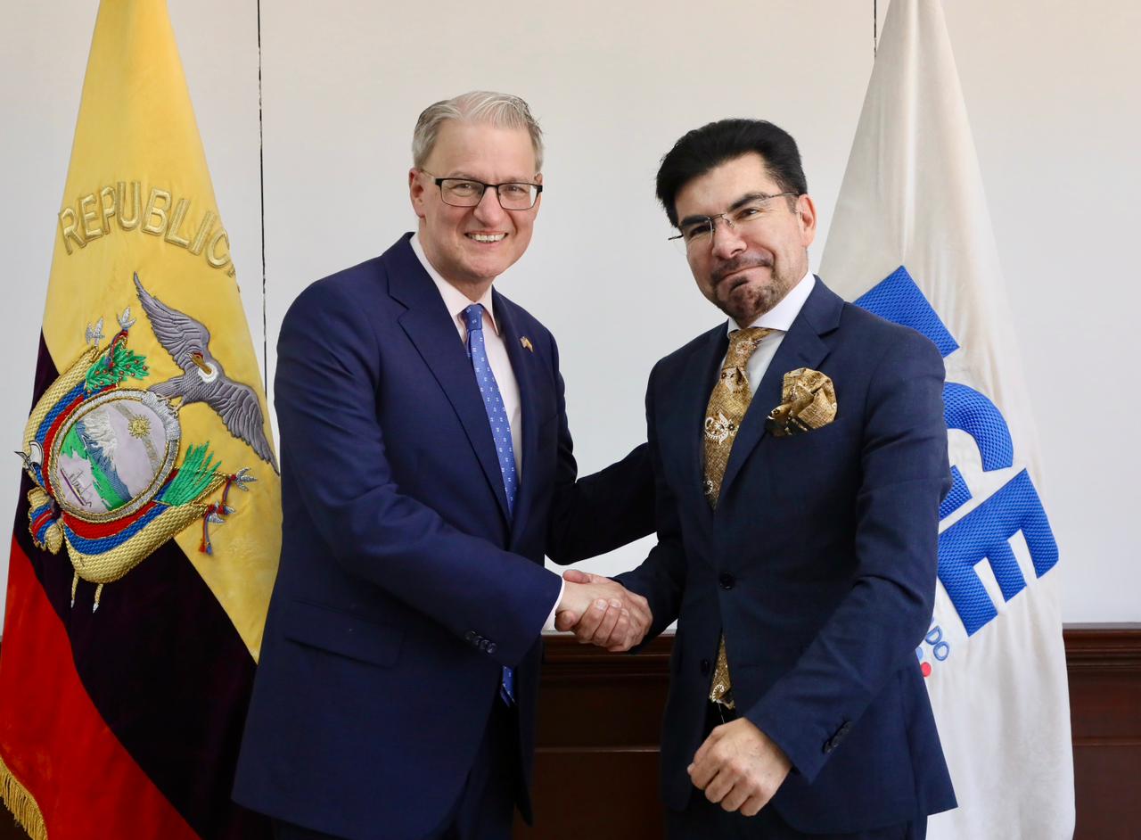 Fiscalía de Ecuador y EE.UU. firman acuerdo de cooperación