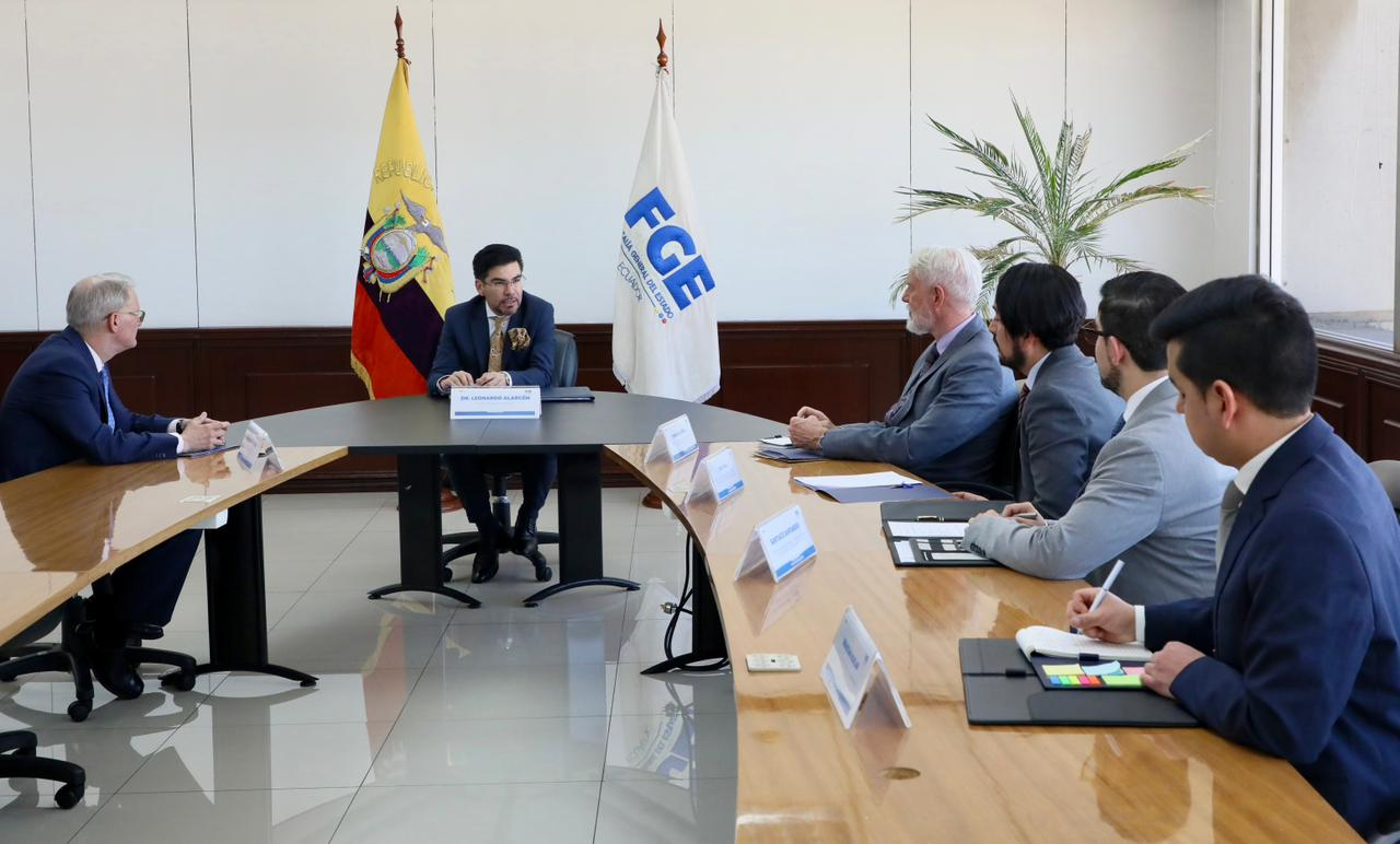 Fiscalía de Ecuador y EE.UU. firman acuerdo de cooperación